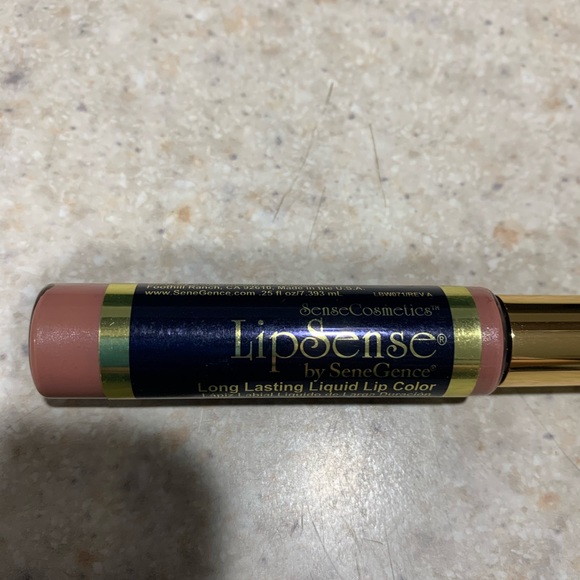 SeneGence | Makeup | Lipsense Praline Rose Lip Color From Senegence ...